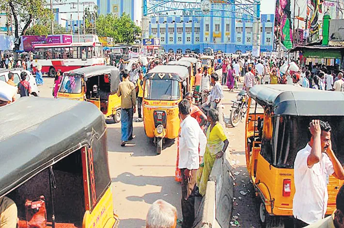 Auto drivers call one-day city bandh on Jan 20
